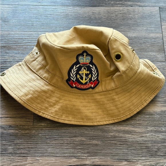 Wilson | Accessories | Vintage Wilson Tan Bucket Hat With Embroidered ...